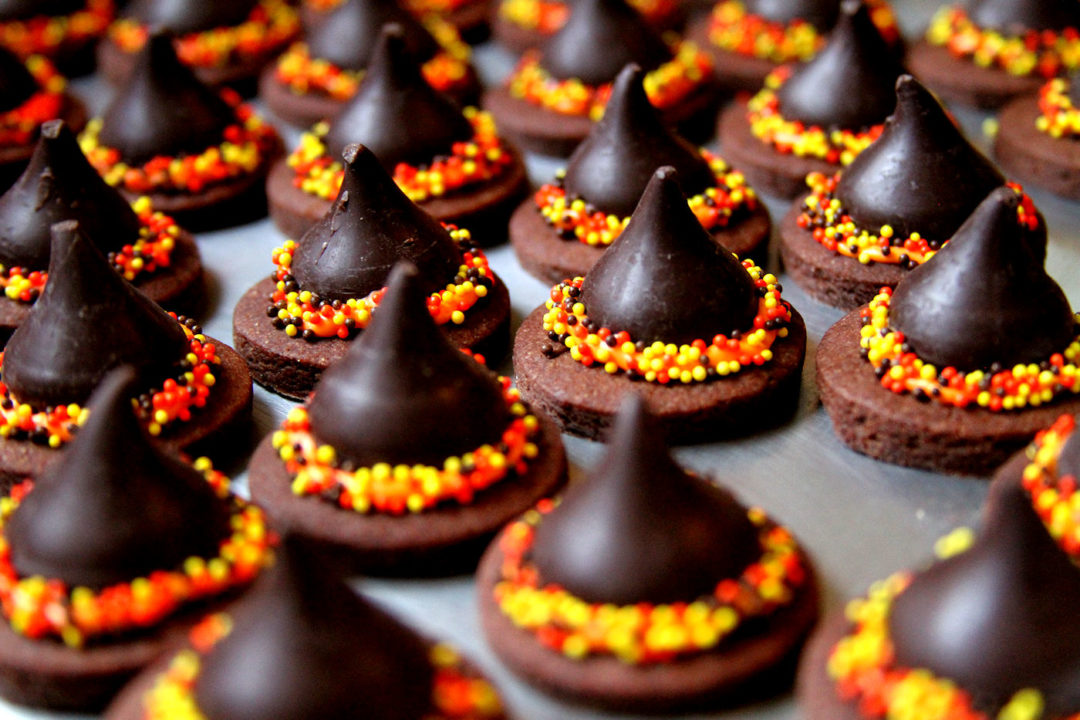 Witches Hats Cookies, for Halloween – A Cup of Sugar … A Pinch of Salt